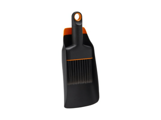 Fiskars dvostrana sadilica i set mini metle (1071302) HR